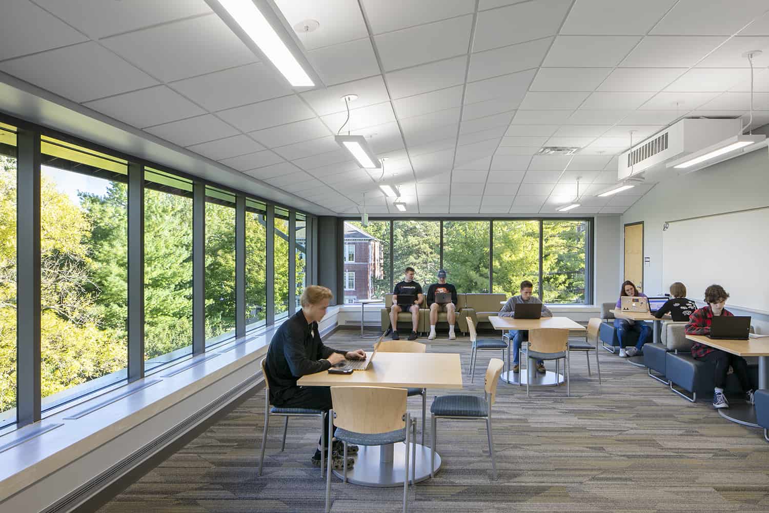 Russell Science Center - BWBR