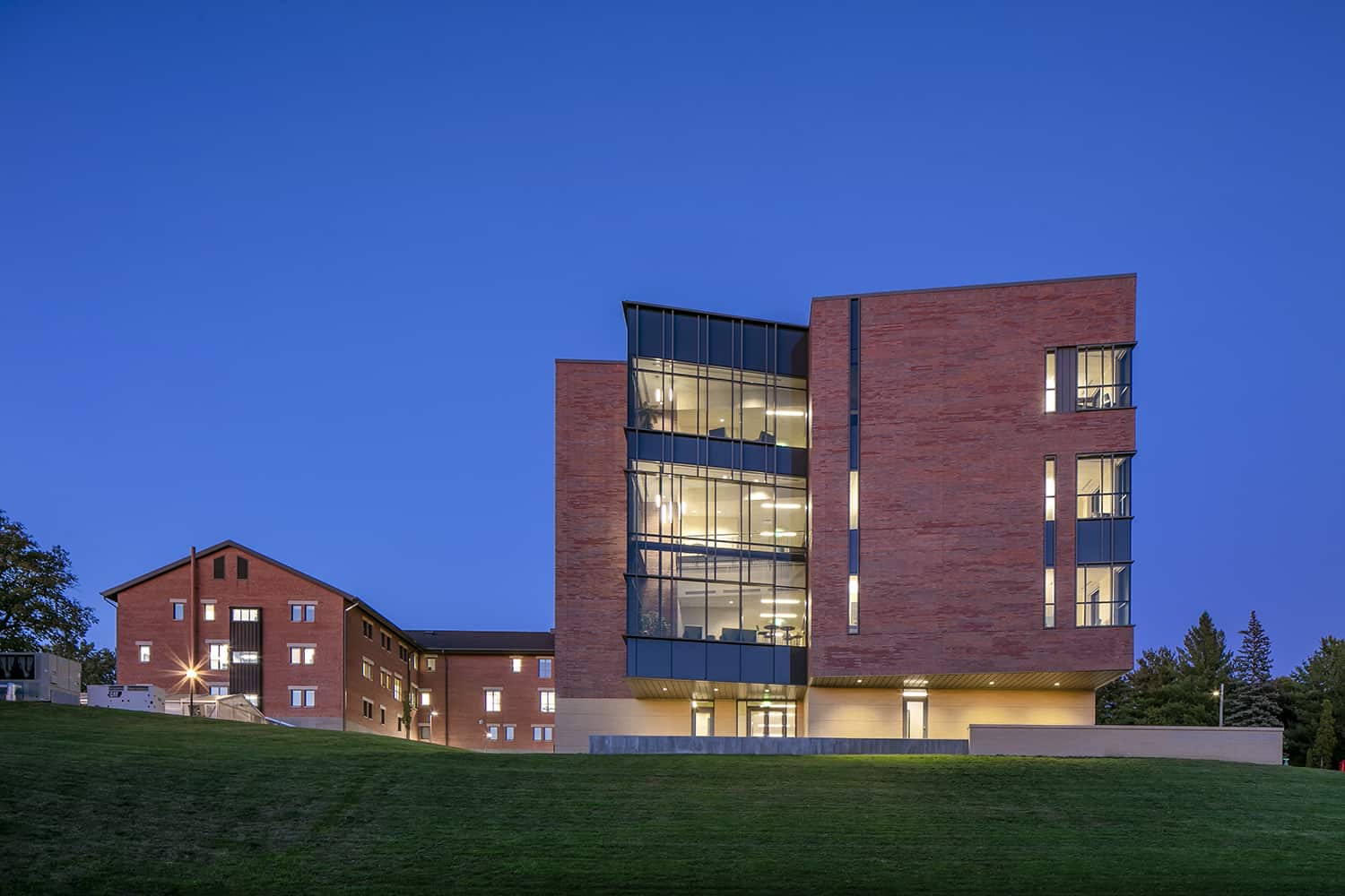 Russell Science Center - BWBR