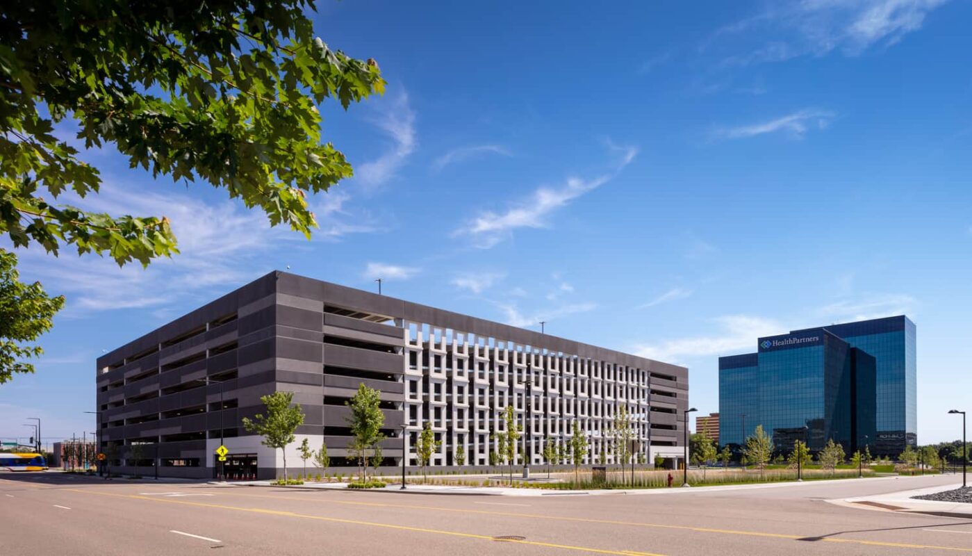 Corporate Headquarters New Parking Garage - BWBR