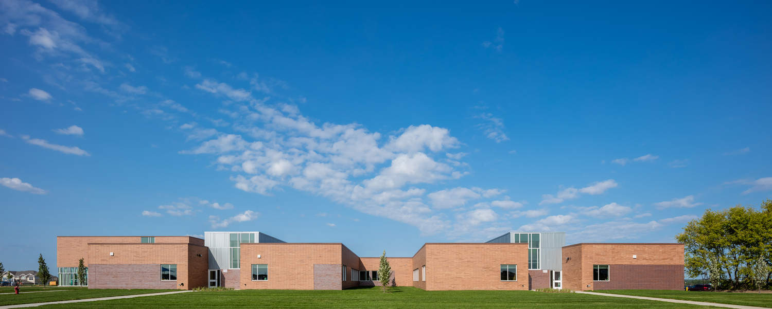 Brookview Elementary School - BWBR